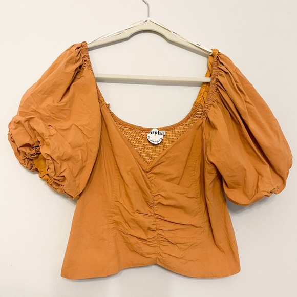 ARULA | Tops | Arula Burnt Orange Puff Sleeve Top | Poshmark